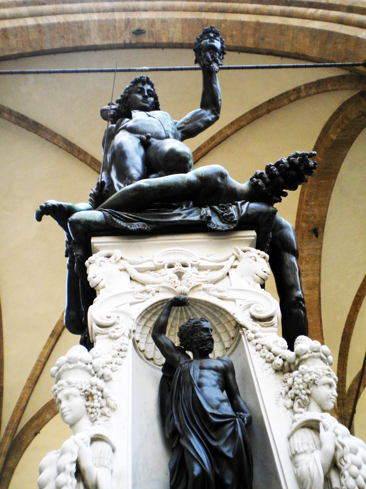 Cellini’s Perseus & the Violence of Renaissance Art – Ex Urbe
